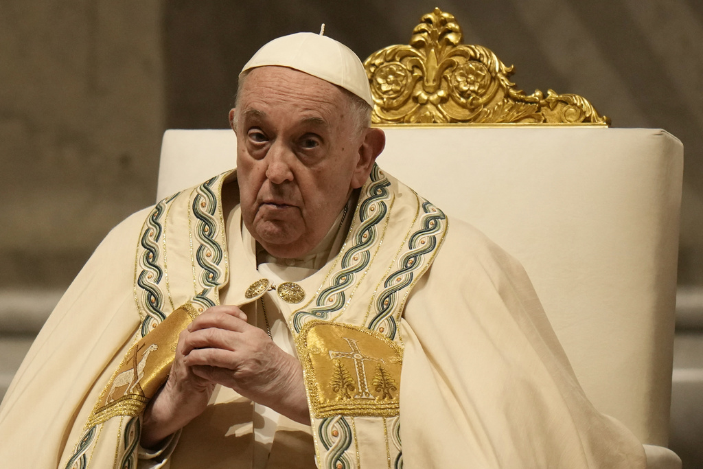 Pope presides over Easter Vigil, delivers 10-minute homily after ...